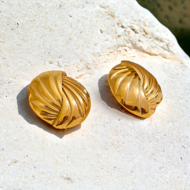 The VINTAGE Collection at Overdressed.uk